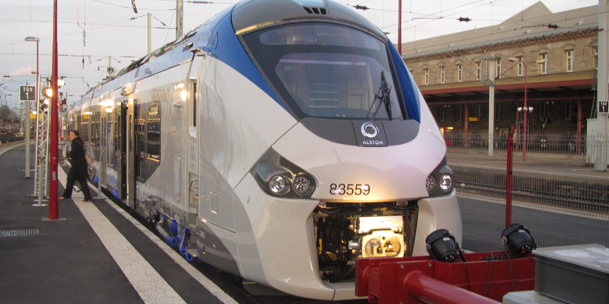 La SNTF réceptionne son premier train rapide Coradia — TSA