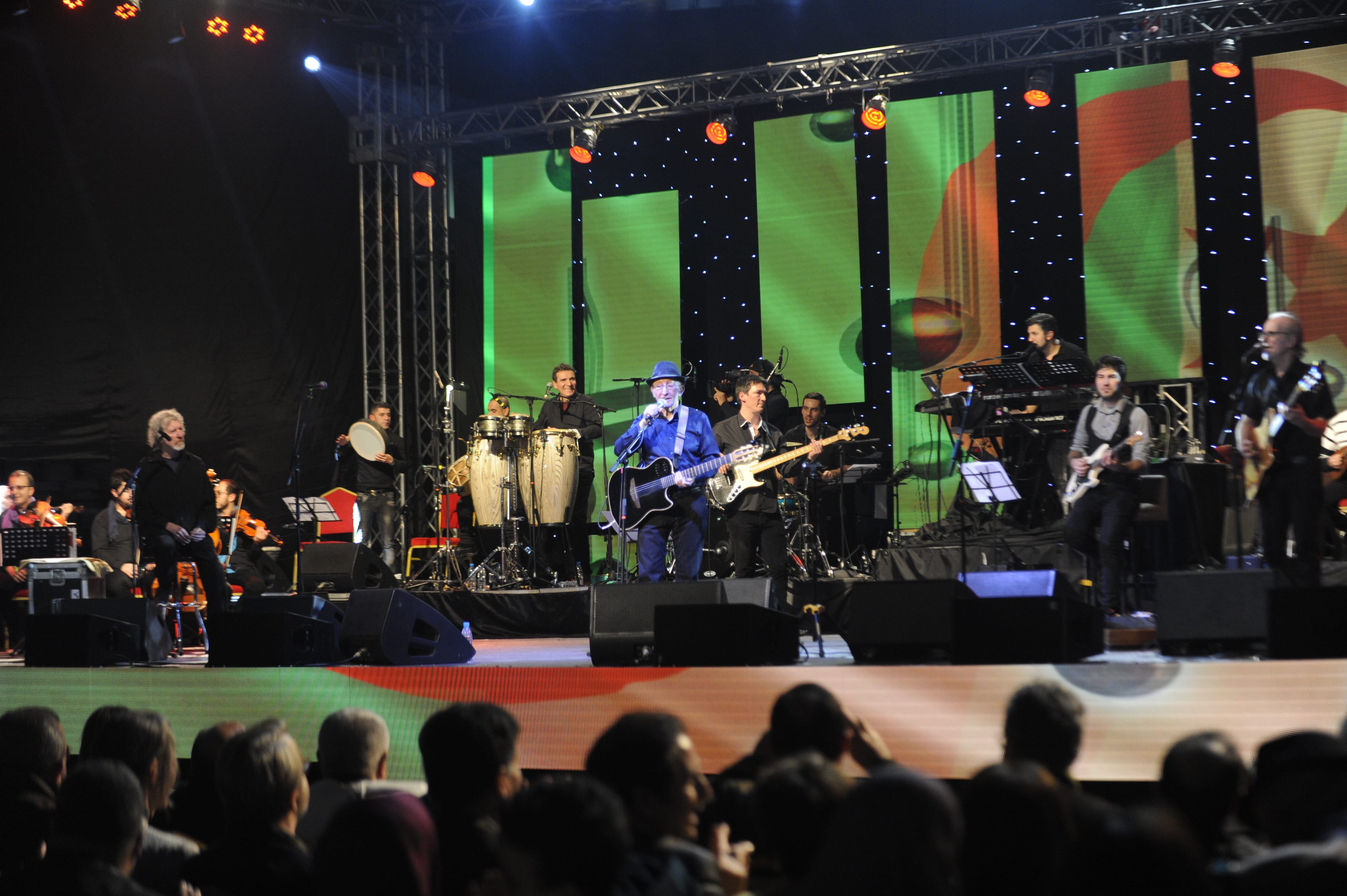 Idir à Alger : un grand moment de retrouvailles ...