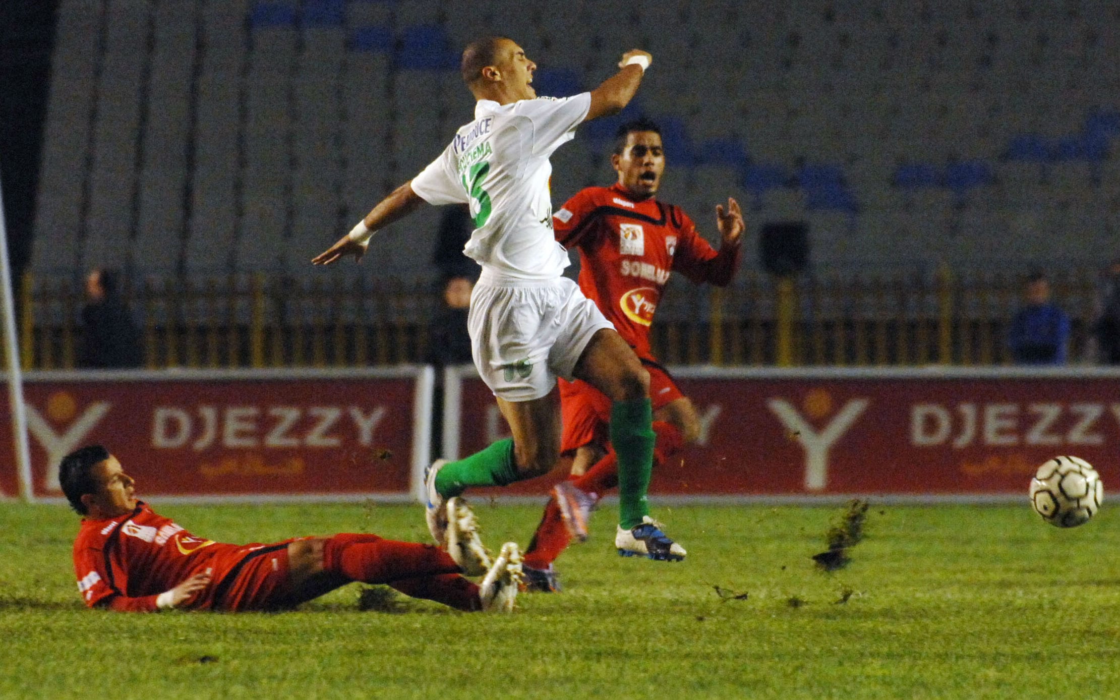 Confrontations historiques MCA - USMA : avantage pour le Doyen - TSA