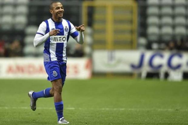 Transfert - Brahimi bientôt en Premier League ? — TSA