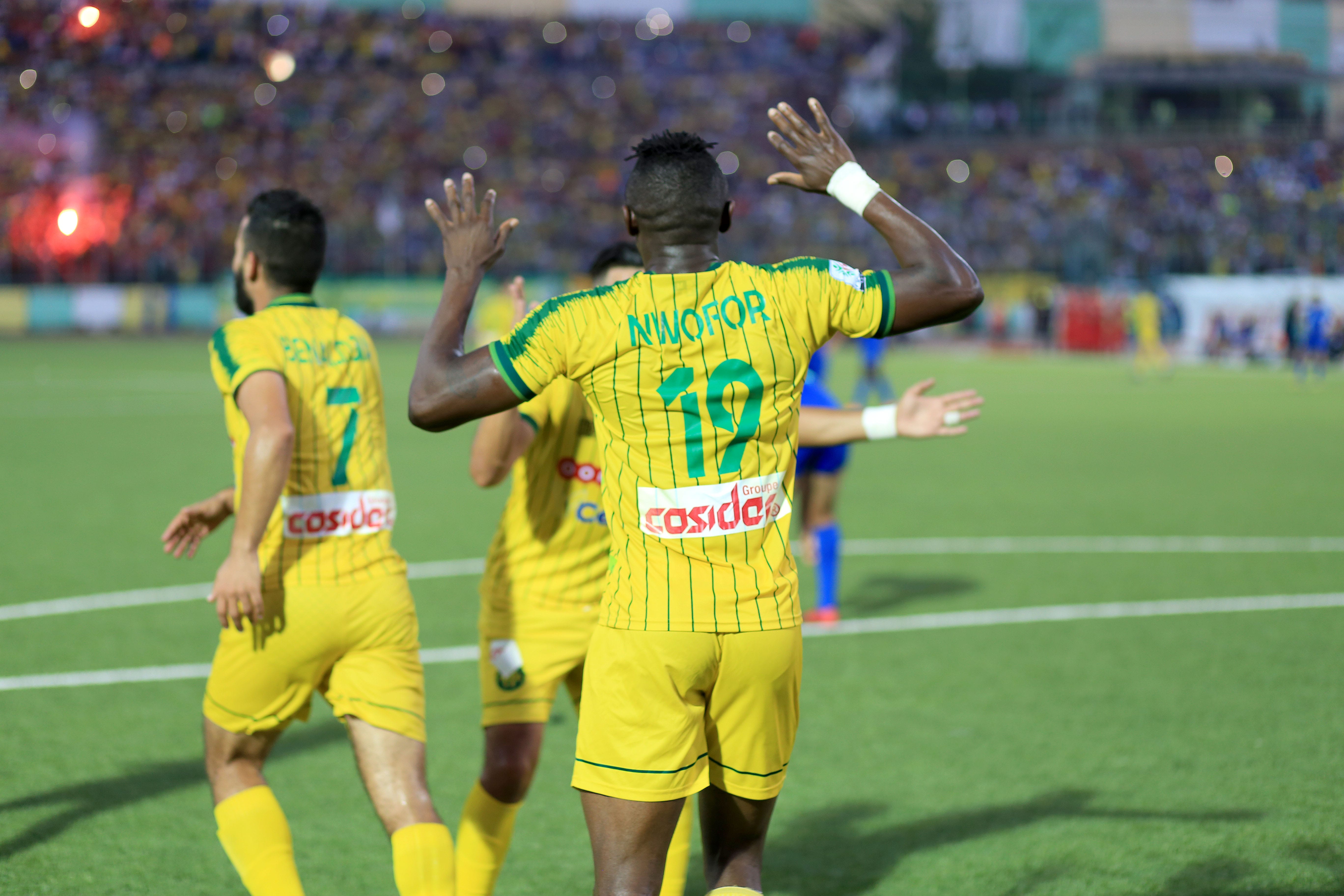 Ligue 1 : duel à distance entre la JSK et l'USMA — TSA